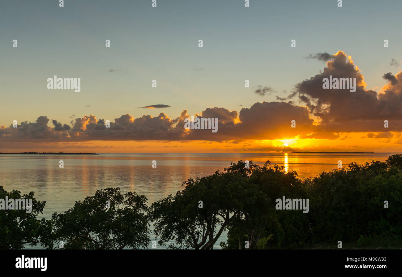 Bahamian Beach Sunset featuring high contrast sky with beautiful ...