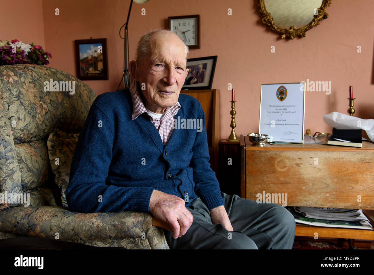 Alfred smith oldest man hi-res stock photography and images - Alamy