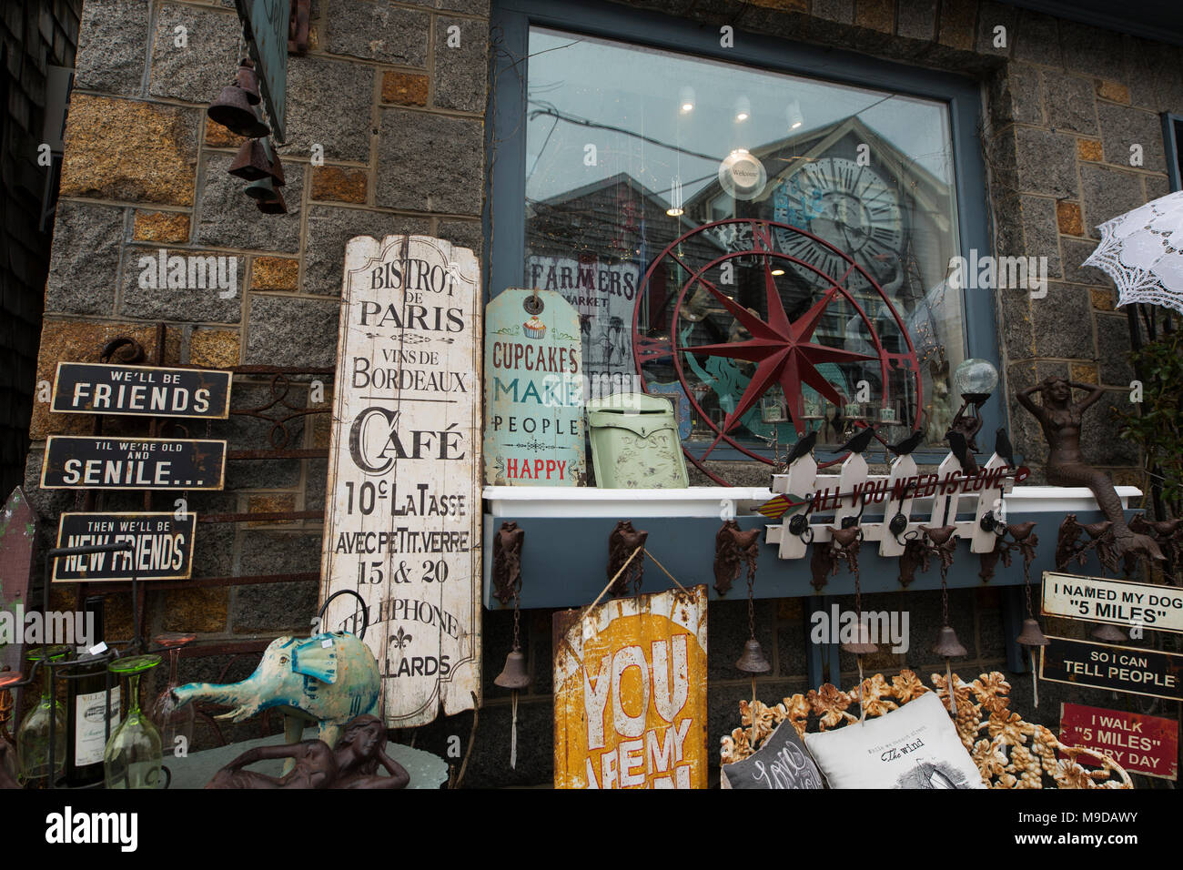 Shabby chic signs outside a shop in Bearskin Neck, Rockport ...