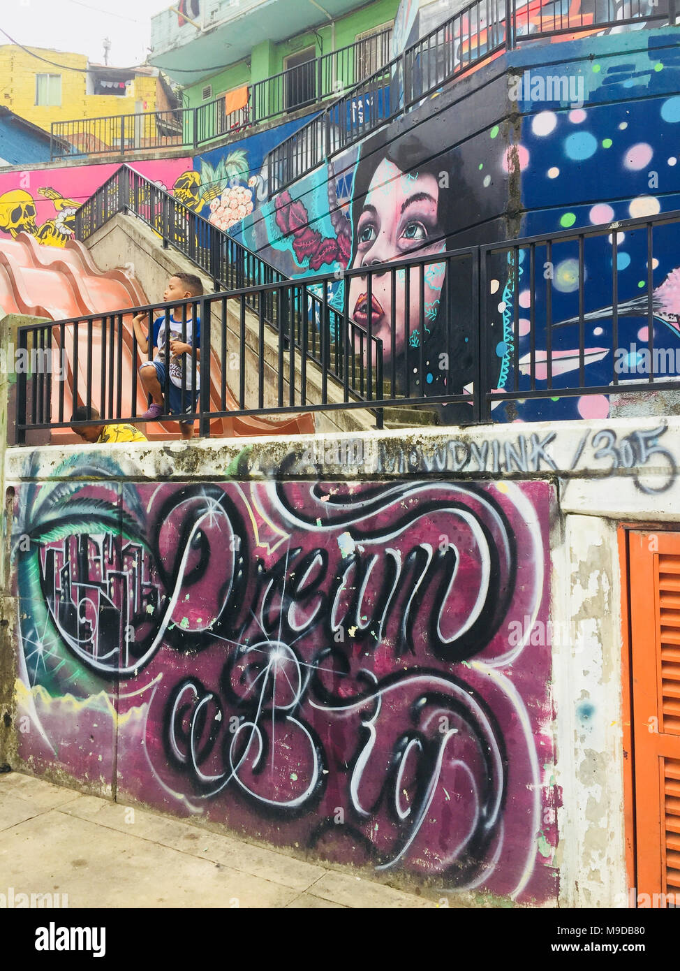 Graffiti in colombia hi-res stock photography and images - Alamy