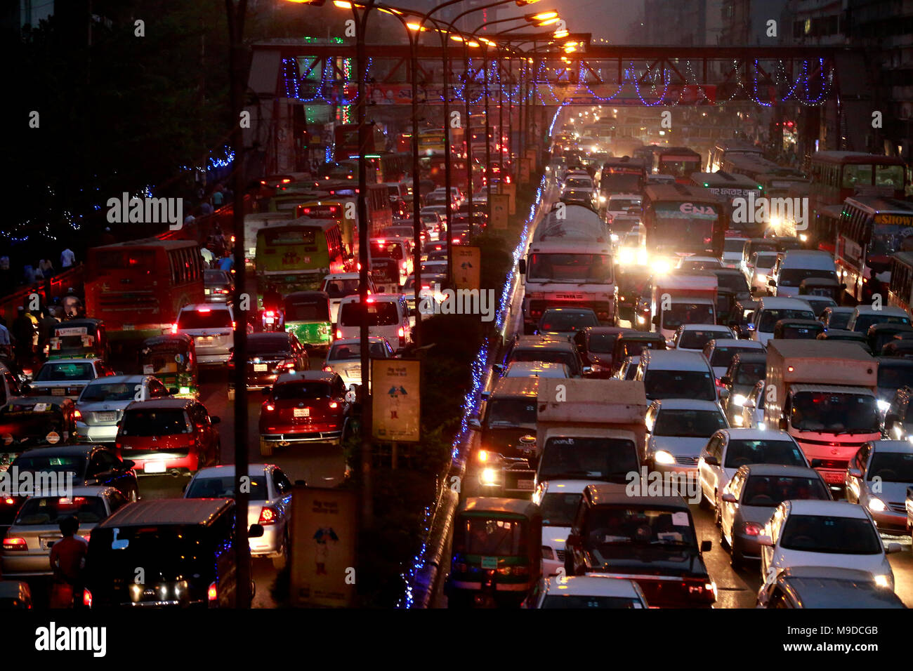 Dhaka at night hi-res stock photography and images - Alamy