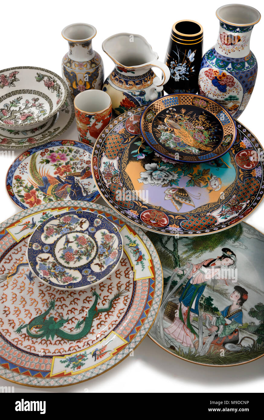 Chinese porcelain art hi-res stock photography and images - Alamy