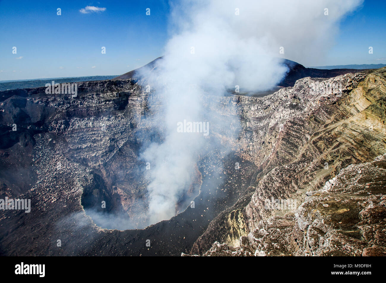 Volcán masaya parque nacional hi-res stock photography and images - Alamy