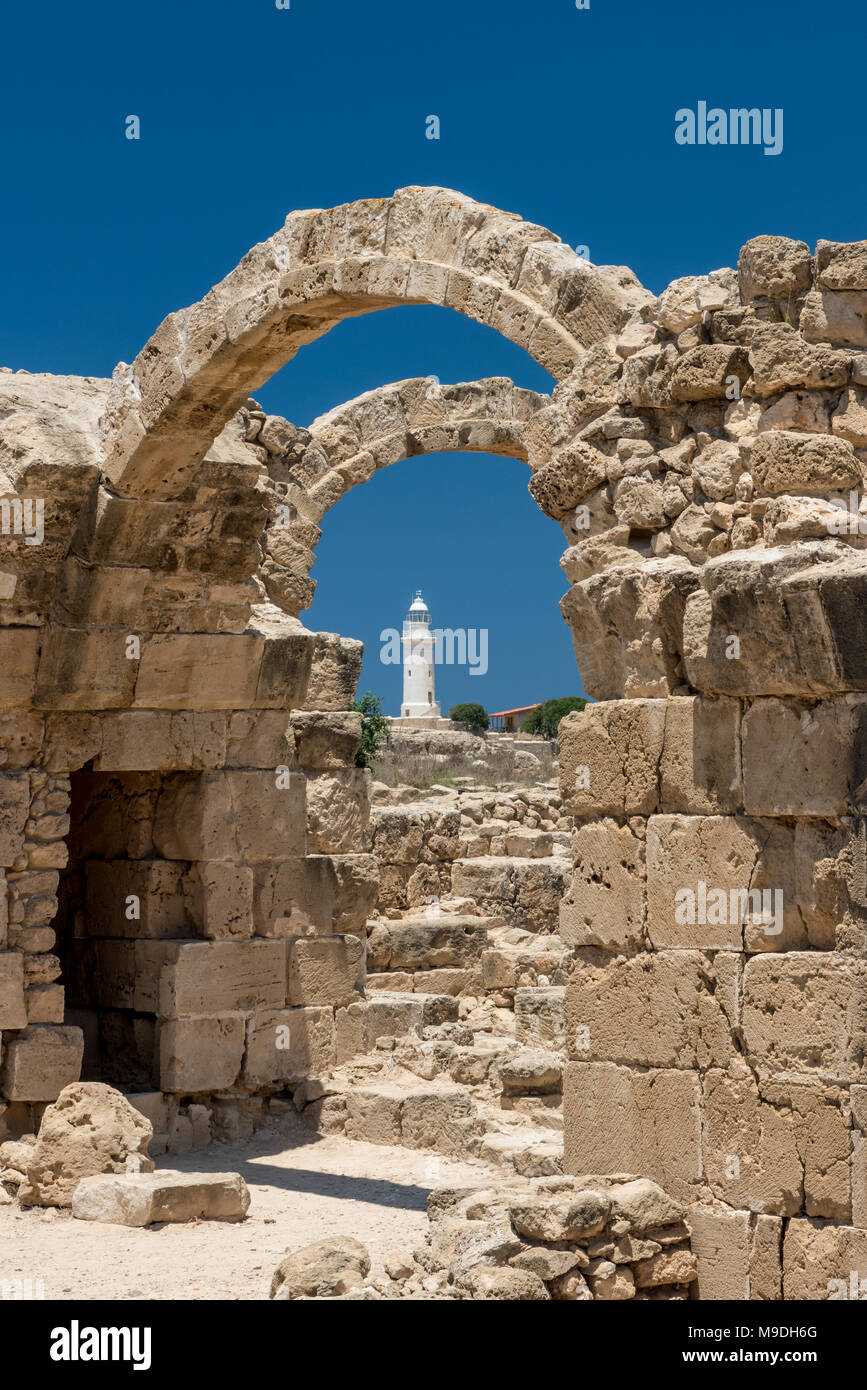 Saranda columns hi-res stock photography and images - Alamy