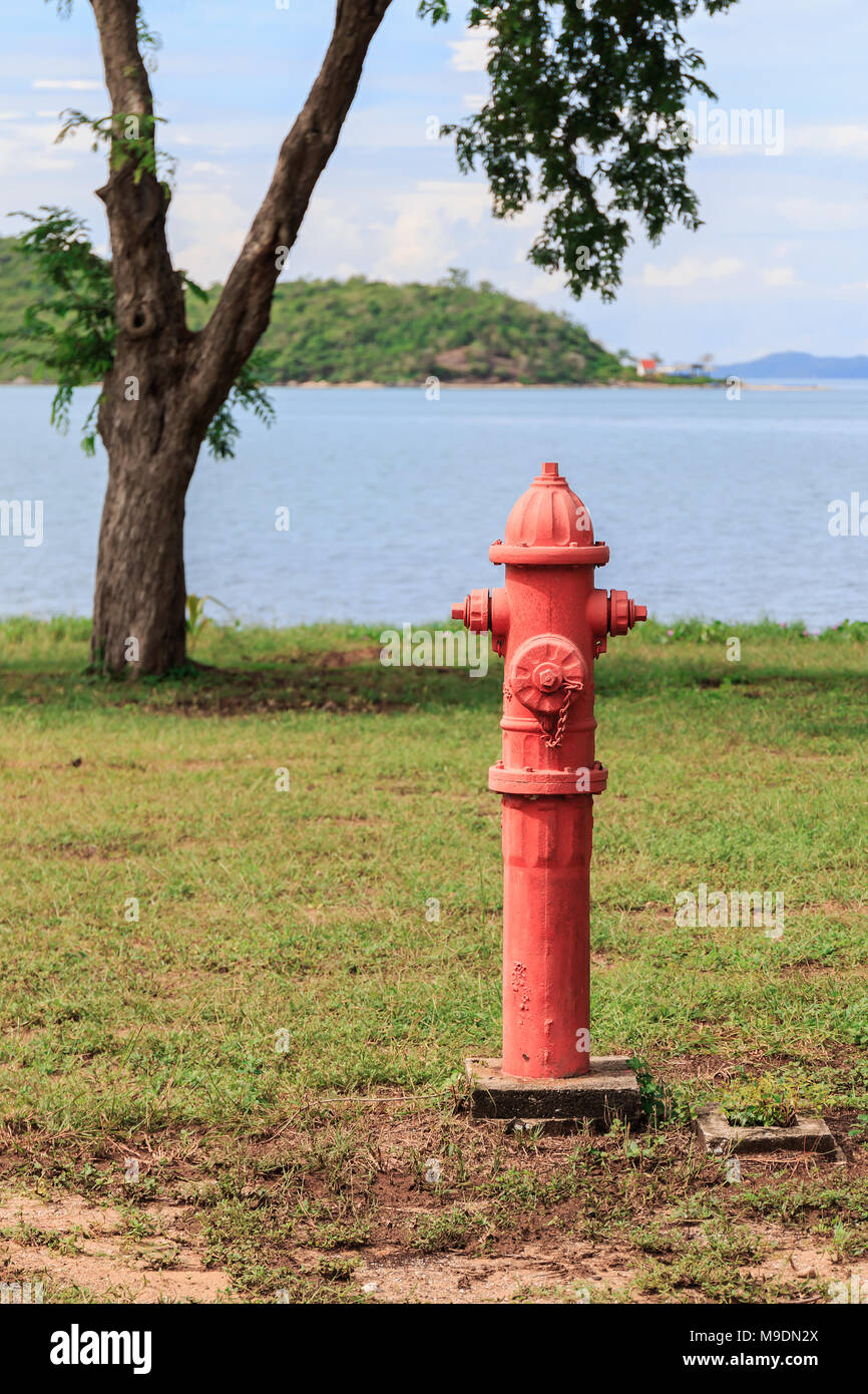Sea water fire hydrant hi-res stock photography and images - Alamy