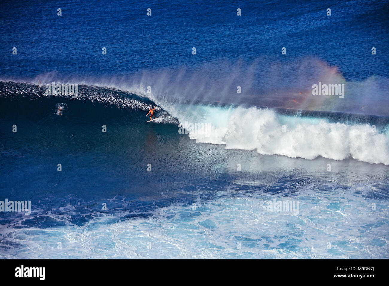 Surfing in honolua bay maui hi-res stock photography and images - Alamy