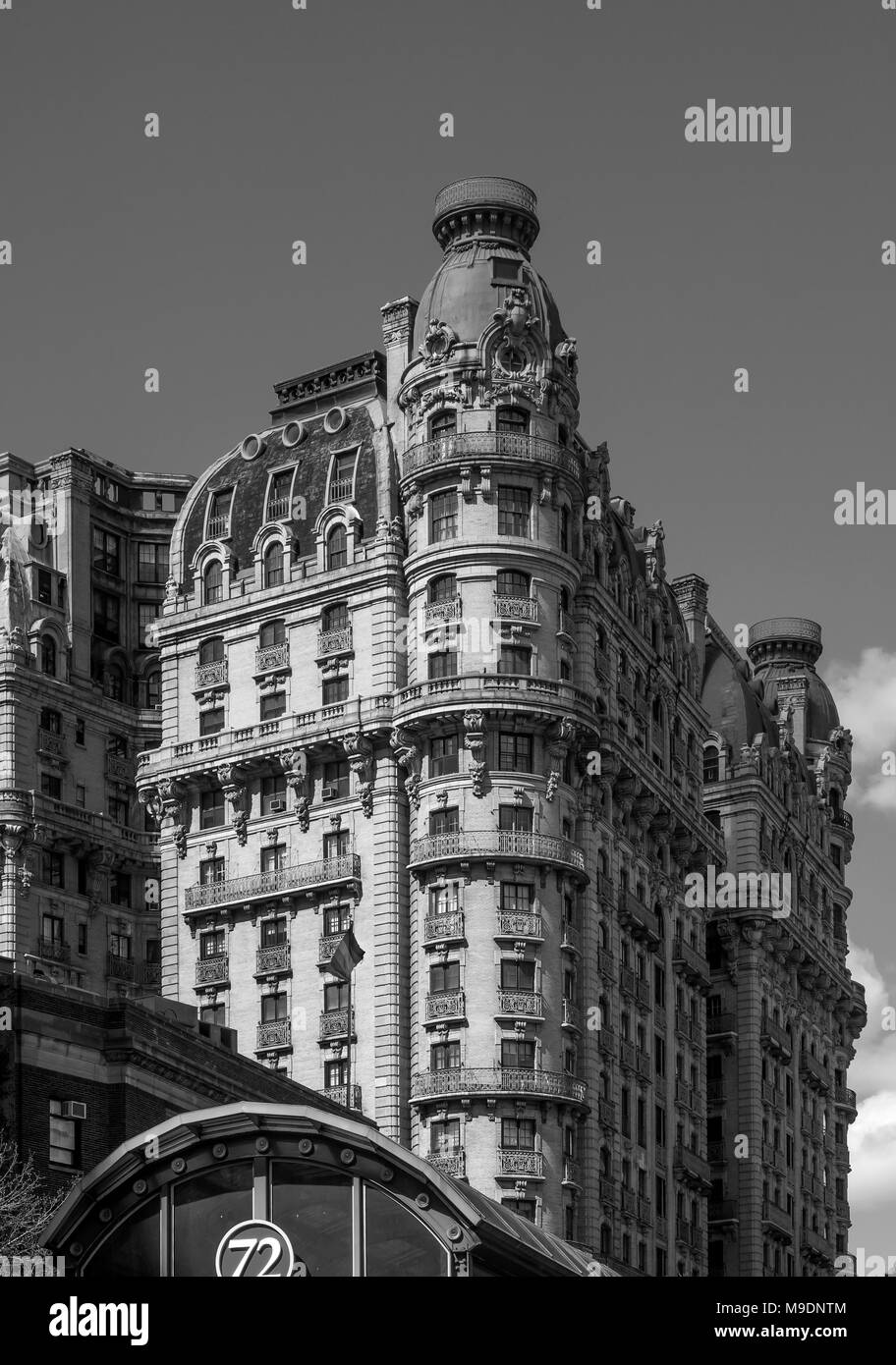 The ansonia building hi-res stock photography and images - Alamy