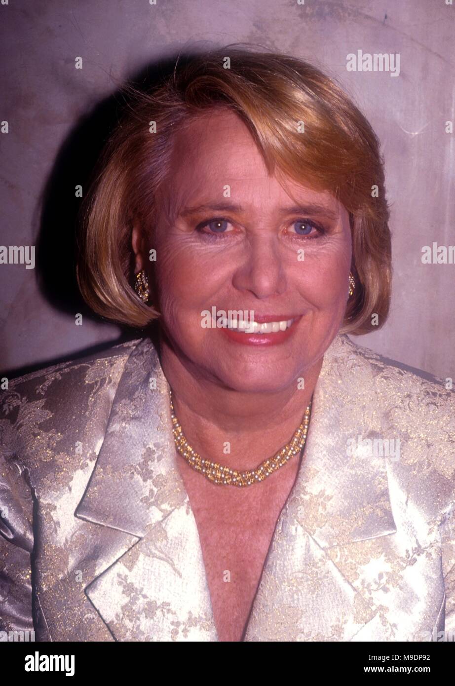 Liz smith hi-res stock photography and images - Alamy