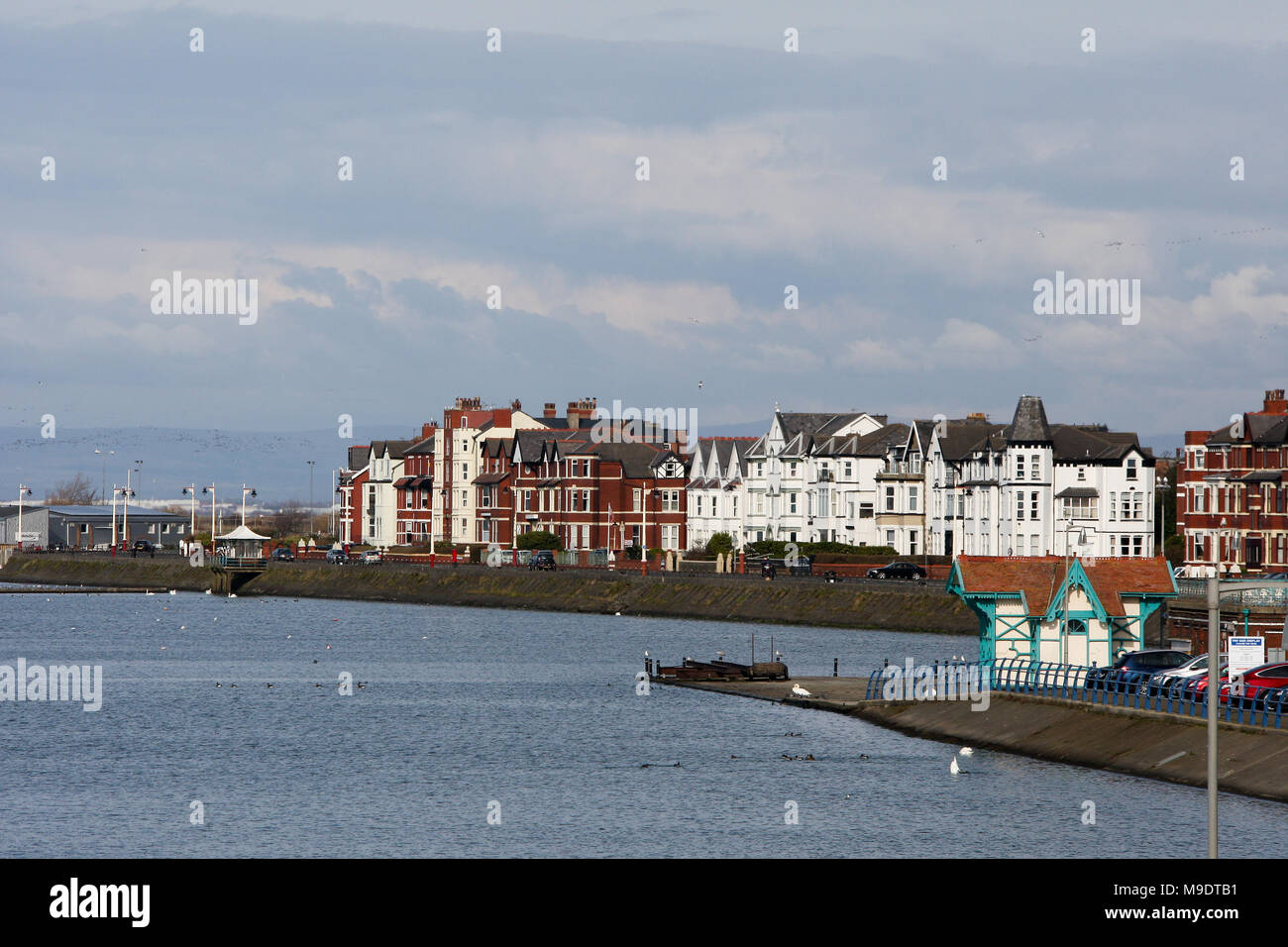 High street southport hi-res stock photography and images - Alamy