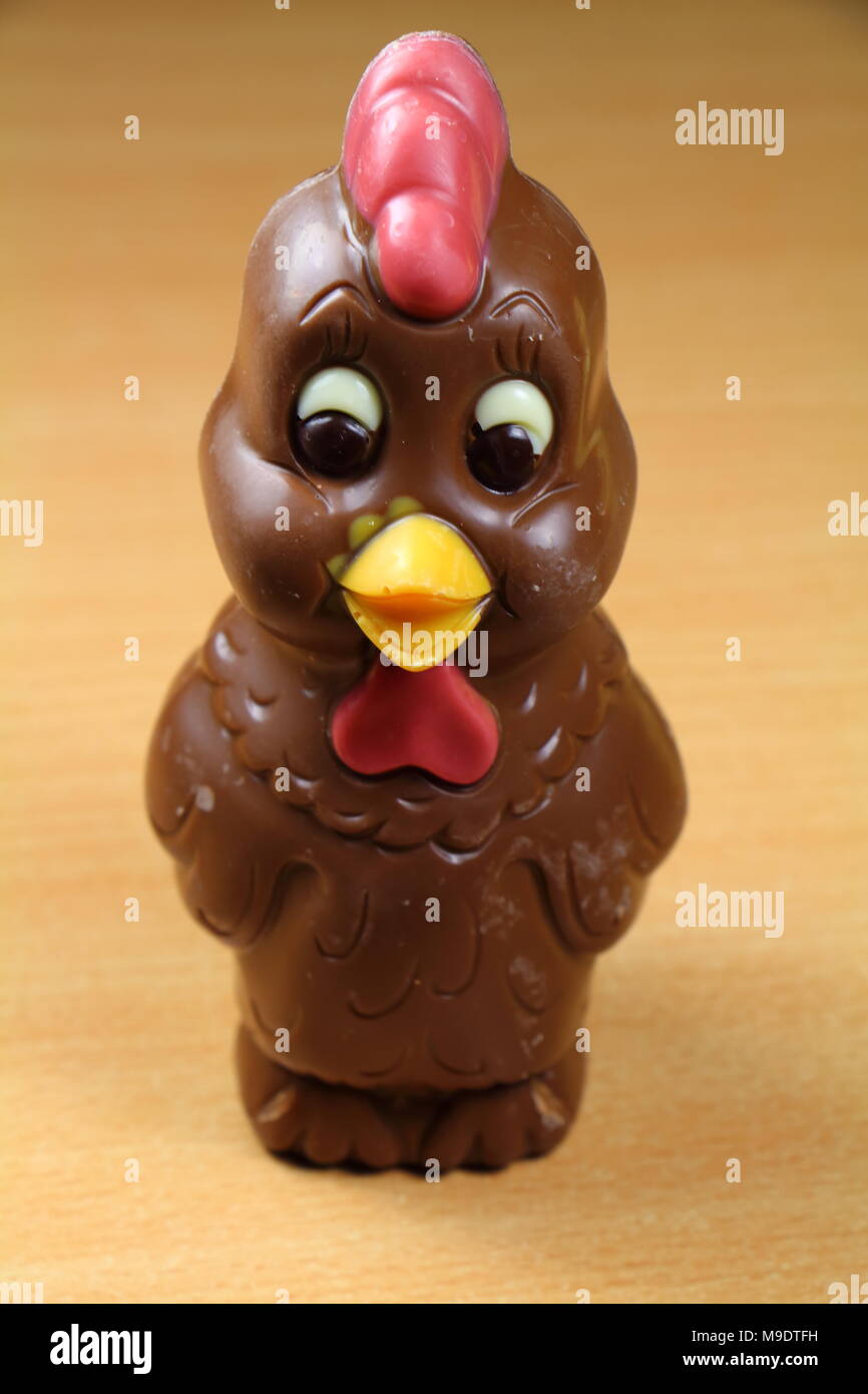 Easter hen hi-res stock photography and images - Alamy