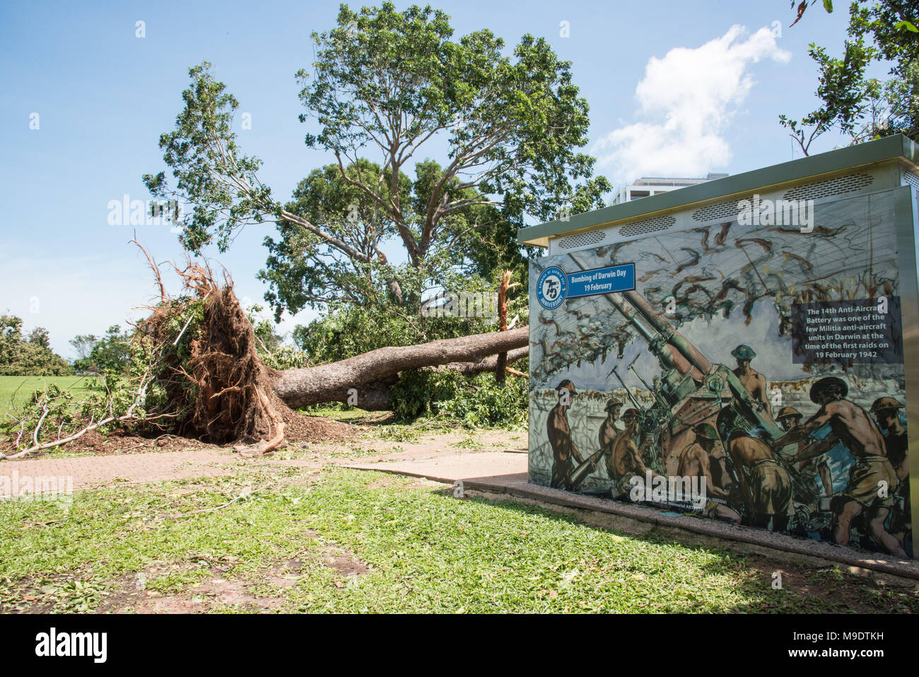 Esplanade and bicentennial park hi-res stock photography and images - Alamy