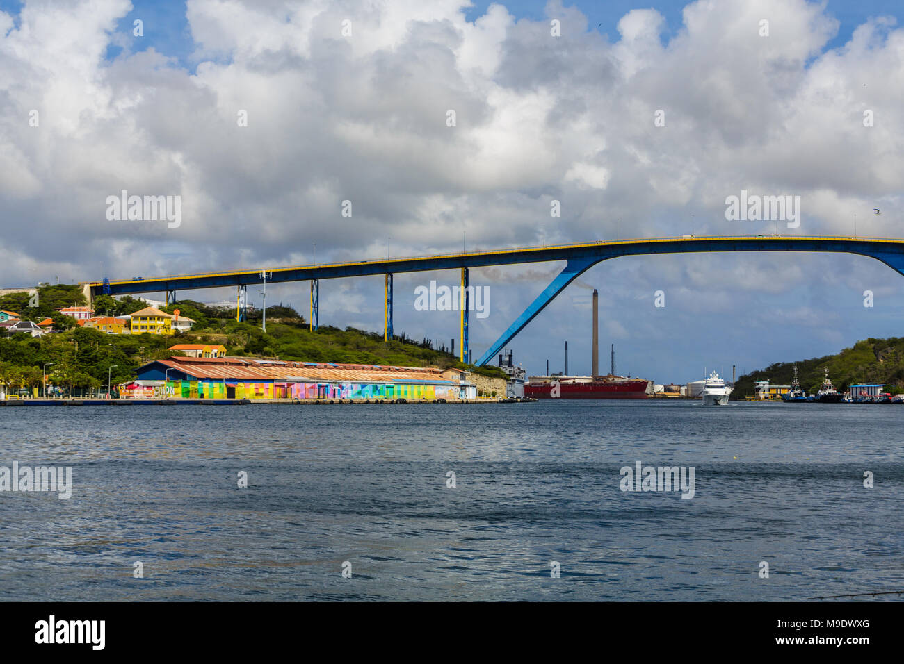 The Famous Queen Juliana Bridge in Willemstad Curacao Stock Photo - Alamy