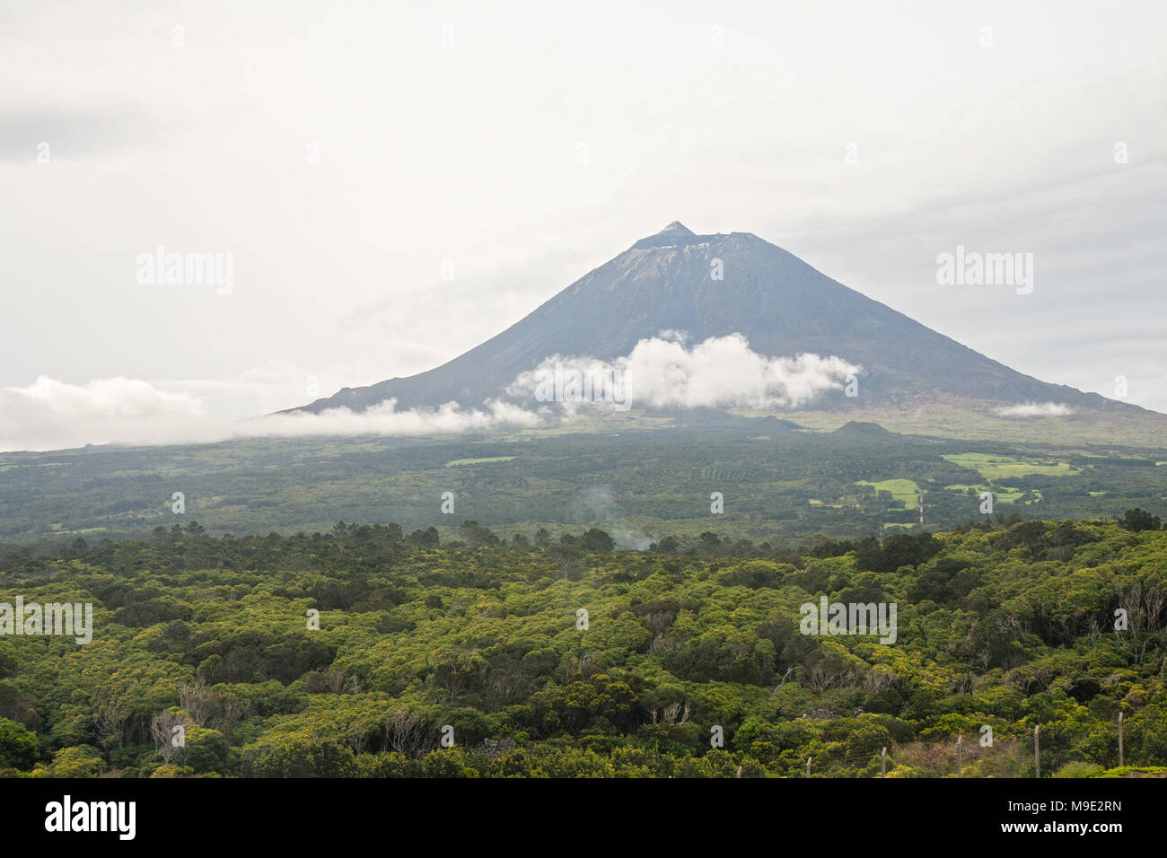 Azores pico aerial hi-res stock photography and images - Alamy
