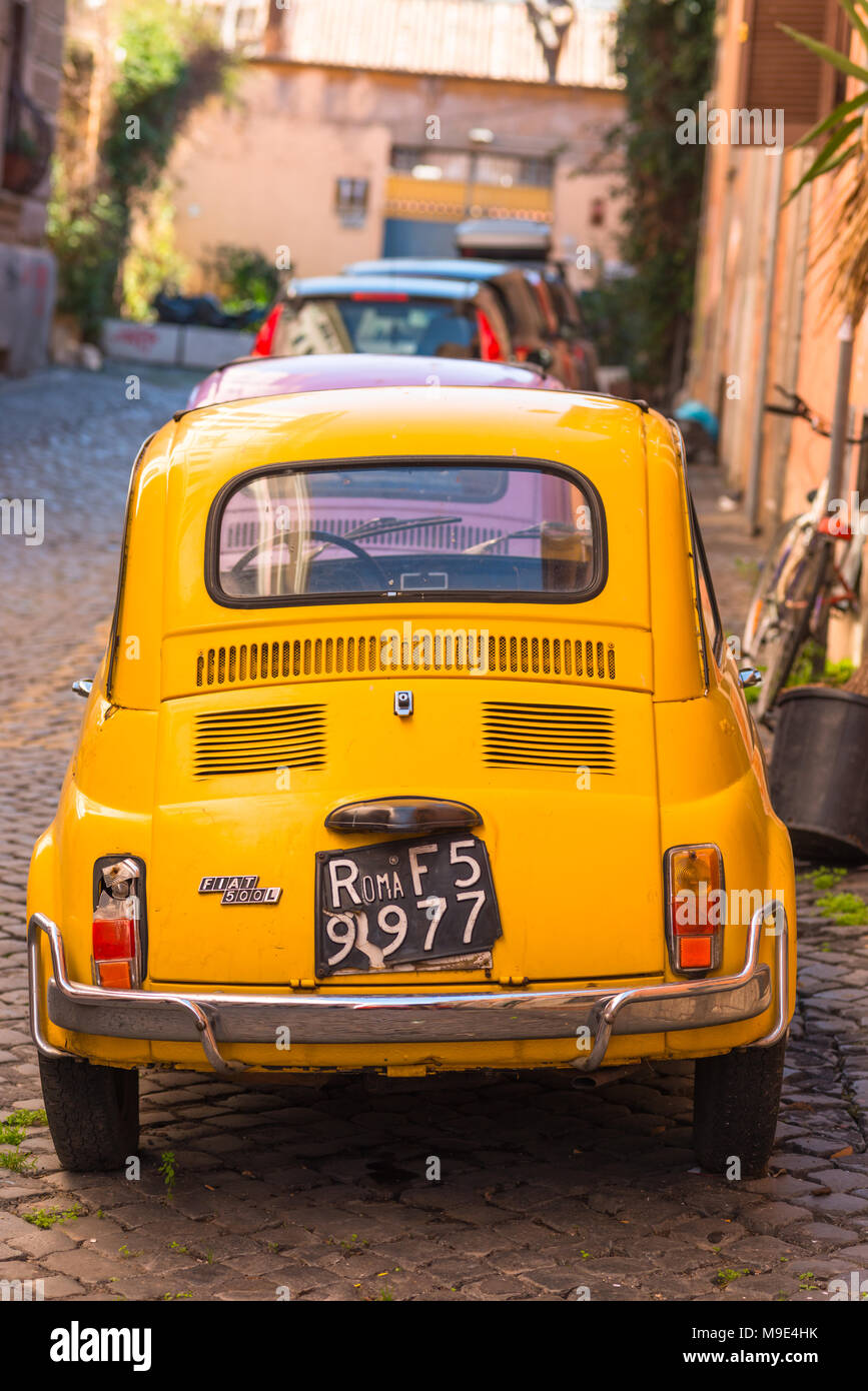 Two classic Fiat 500 cars parked on Trastevere backstreet, Rome, Lazio ...