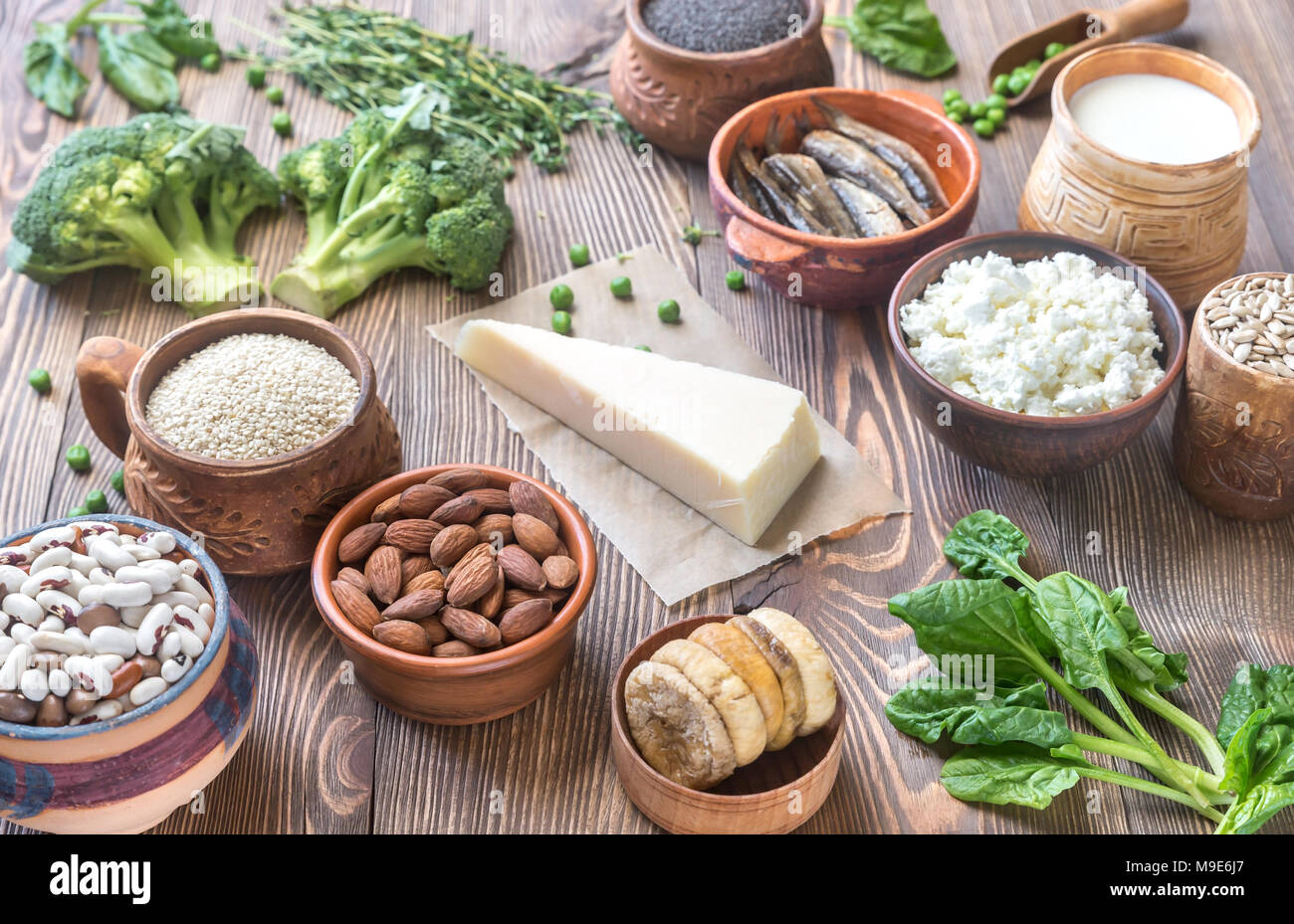 Food rich in calcium Stock Photo - Alamy