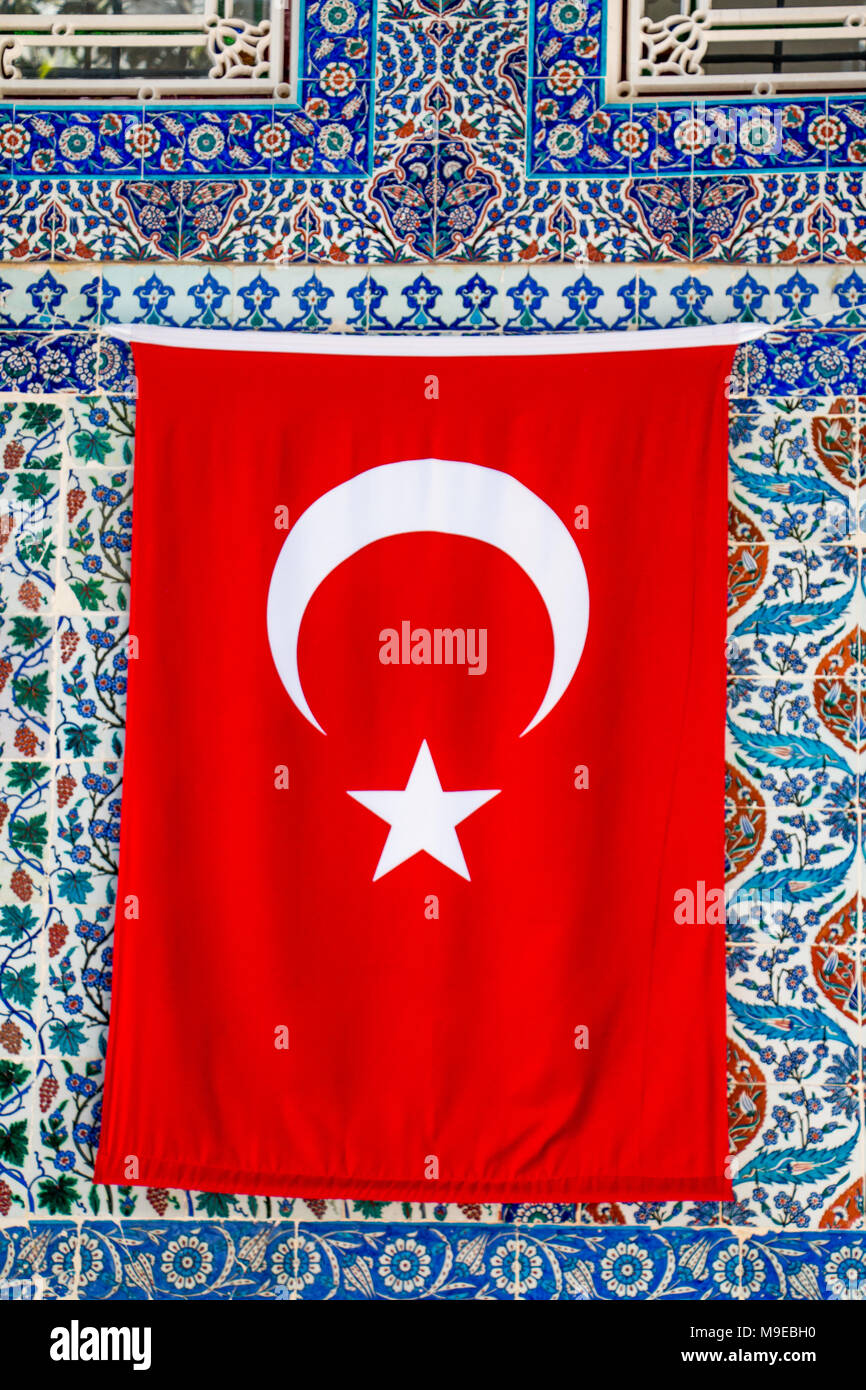 Turkish national flag hang on a pole in open air Stock Photo - Alamy