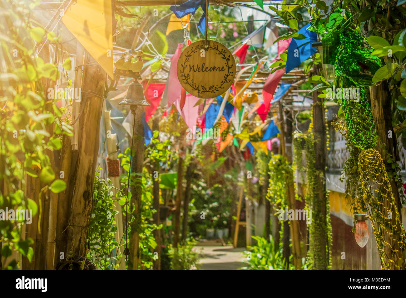 Vintage signage boards hi-res stock photography and images - Alamy