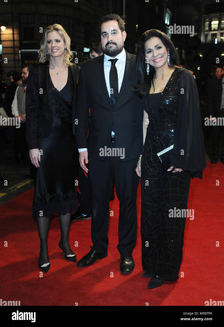 Jonathan joseph forsyth bruce forsyth hi-res stock photography and ...