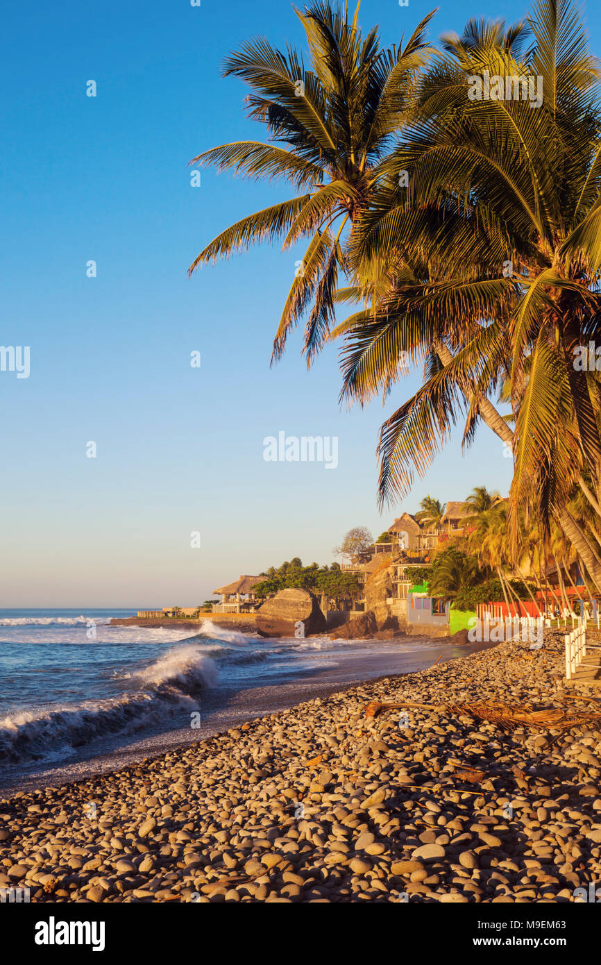 El Tunco Beach in Salvador. El Tunco, El Salvador Stock Photo - Alamy
