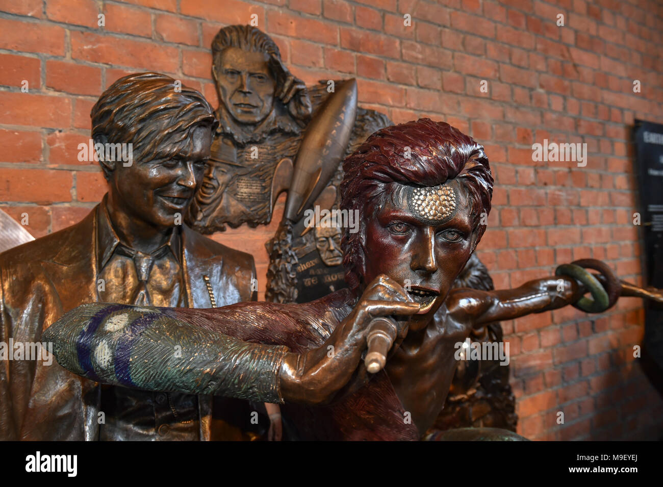 Aylesbury, United Kingdom. 25 March 2018. A David Bowie statue has been ...