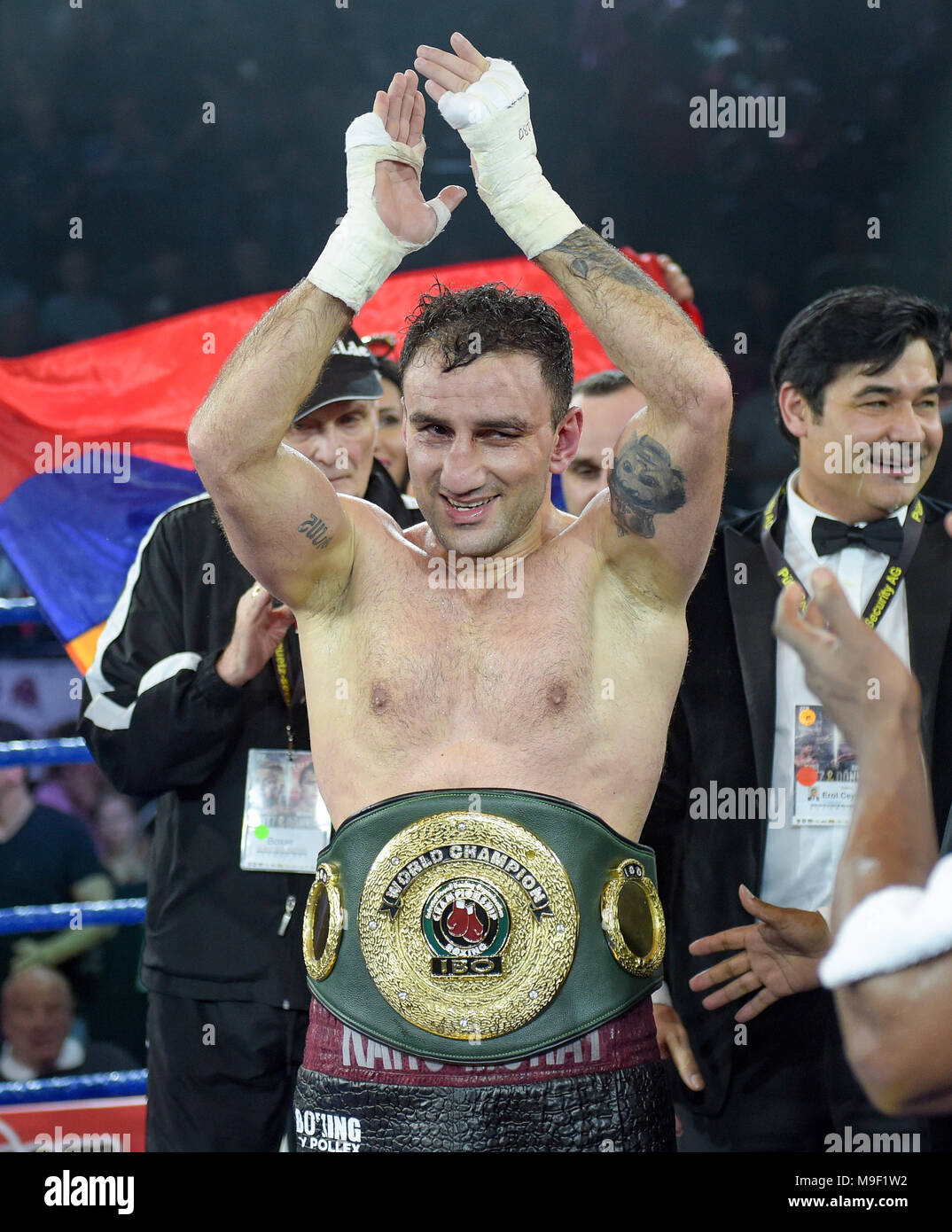 Professional boxing hi-res stock photography and images - Alamy