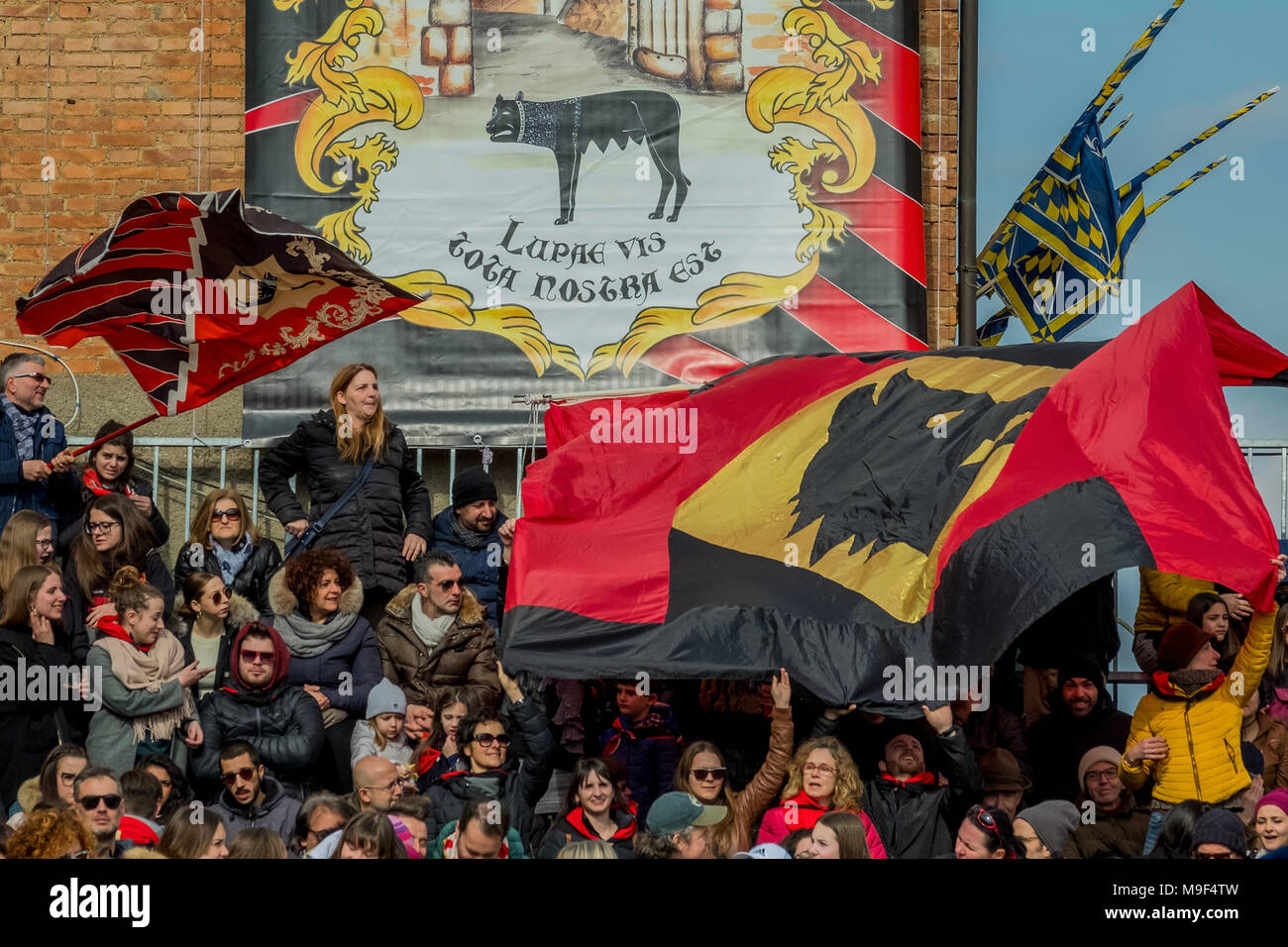 Palio dei somari donkey race hi-res stock photography and images - Alamy