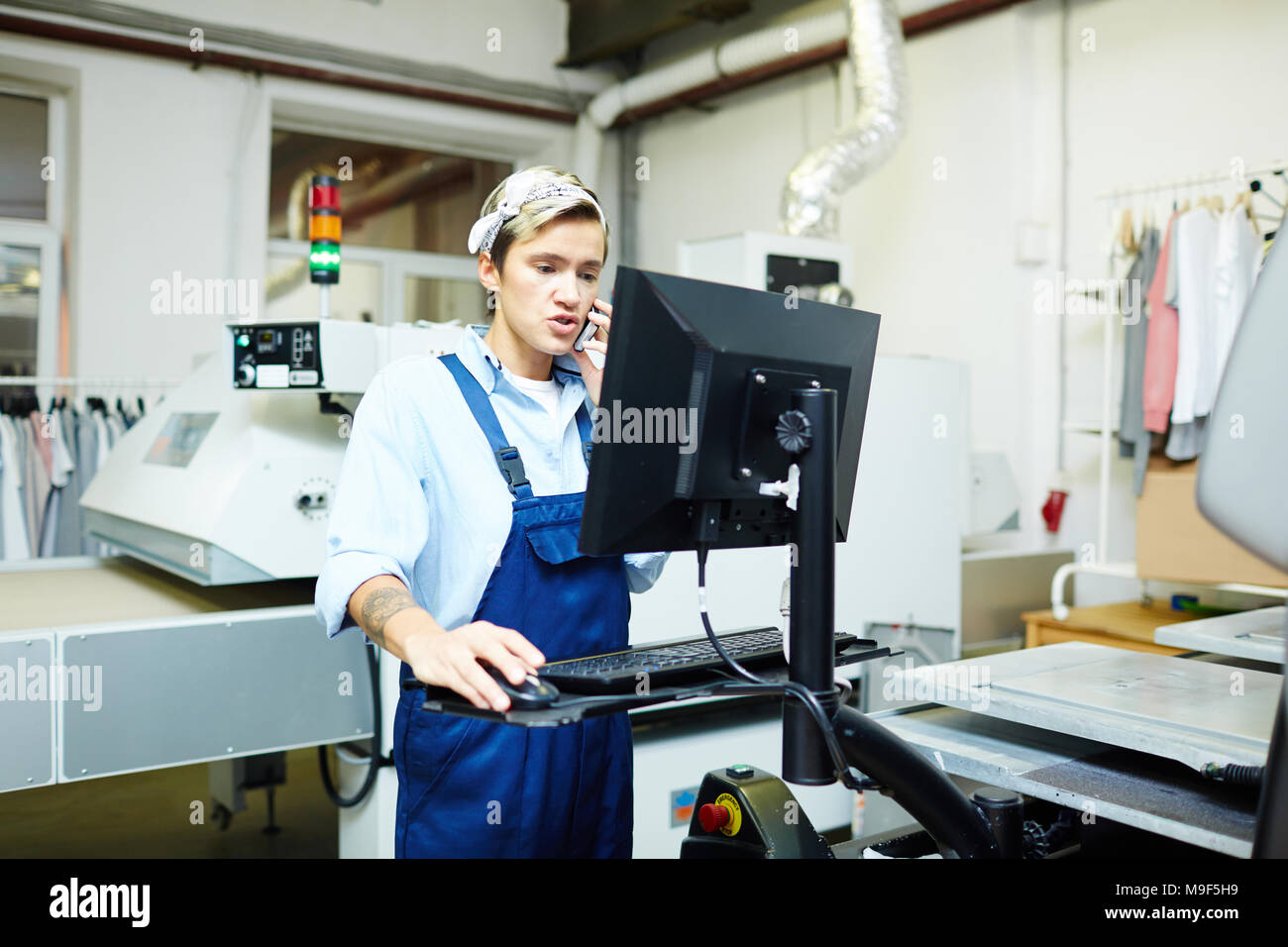 Communicating machine hi-res stock photography and images - Alamy