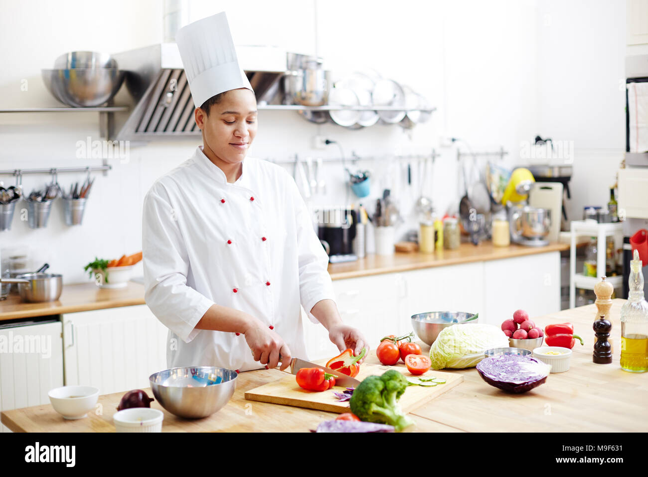 Cooking in the kitchen Stock Photo - Alamy
