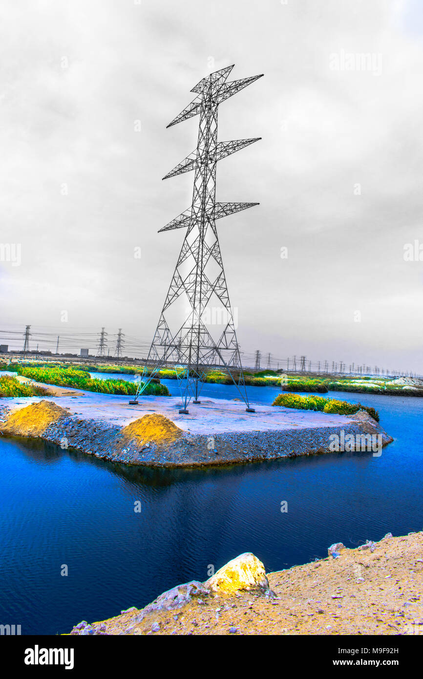 Electricity transmission line hi-res stock photography and images - Alamy