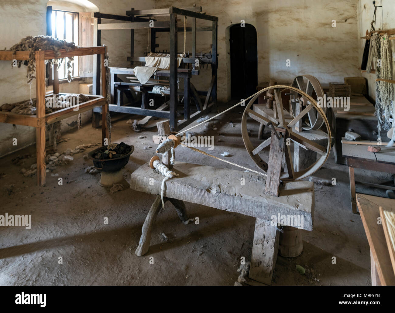 The weaving room hi-res stock photography and images - Alamy
