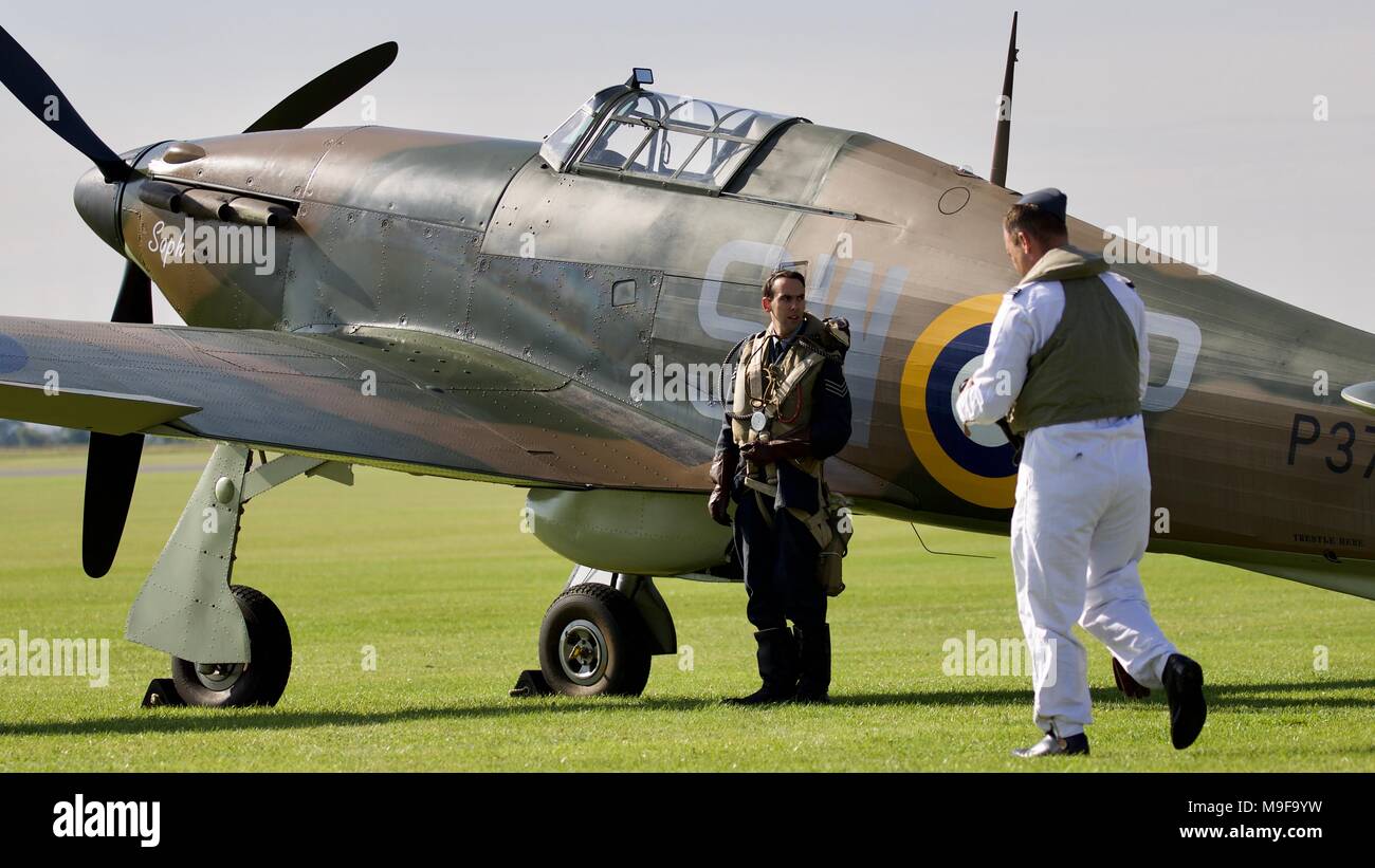 1940 period costume hi-res stock photography and images - Alamy