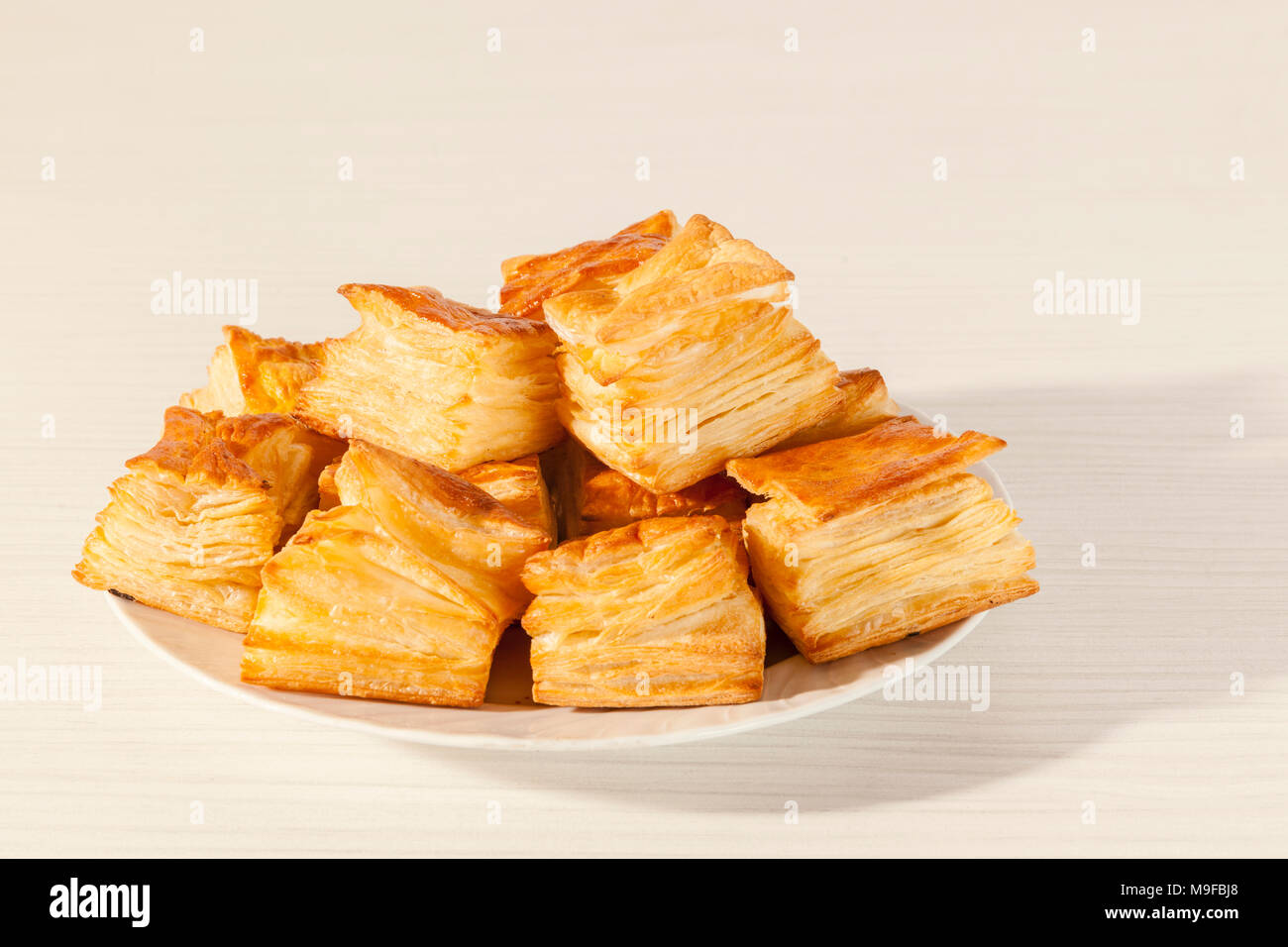 puff pastry on plate, close up Stock Photo - Alamy