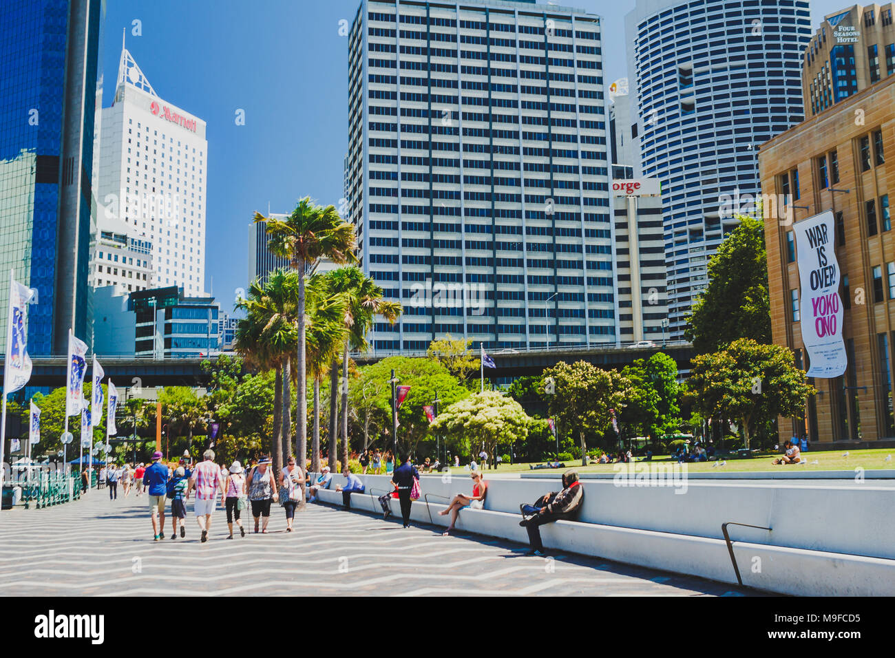 SYDNEY, AUSTRALIA - December 16th, 2013: View of the Circular Quay area ...