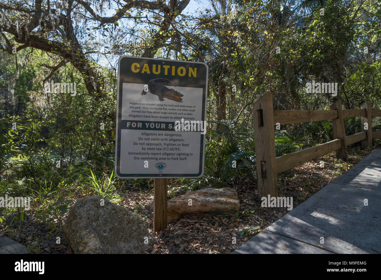Alligator safety caution sign posted at Fanning Springs State Park ...
