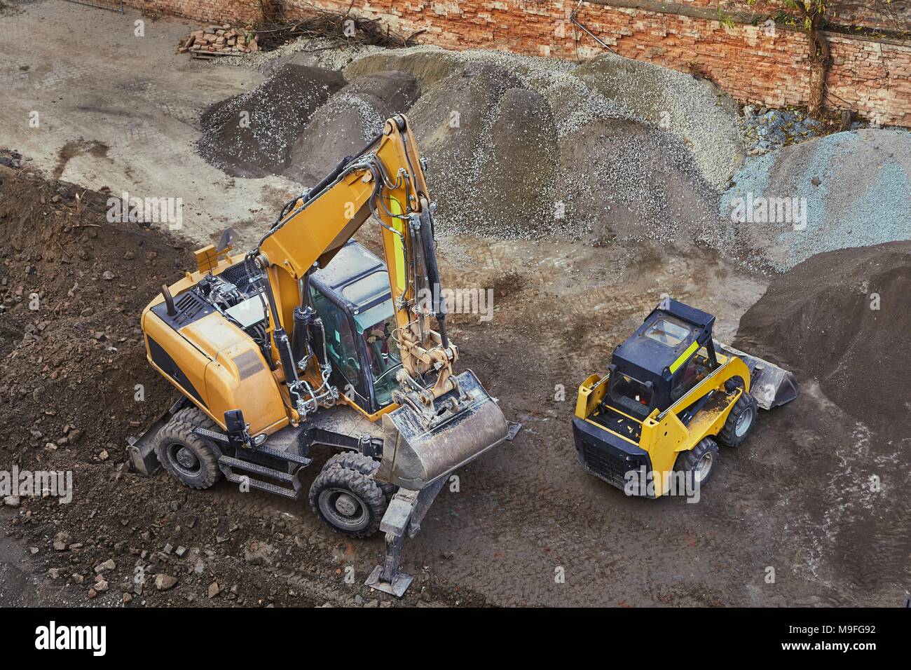 Construction site machinery Stock Photo - Alamy
