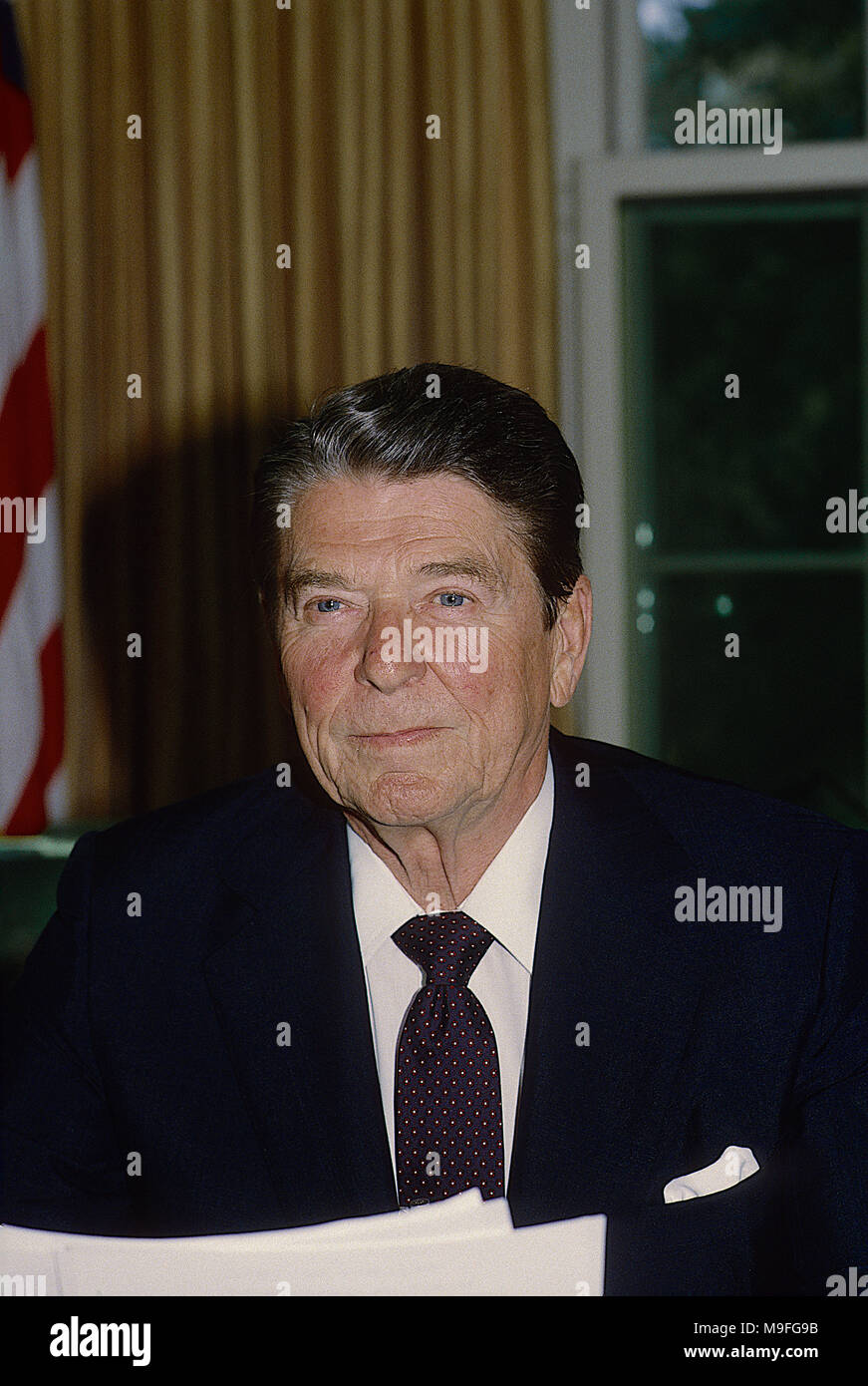 Ronald reagan speech 1985 conference hi-res stock photography and ...