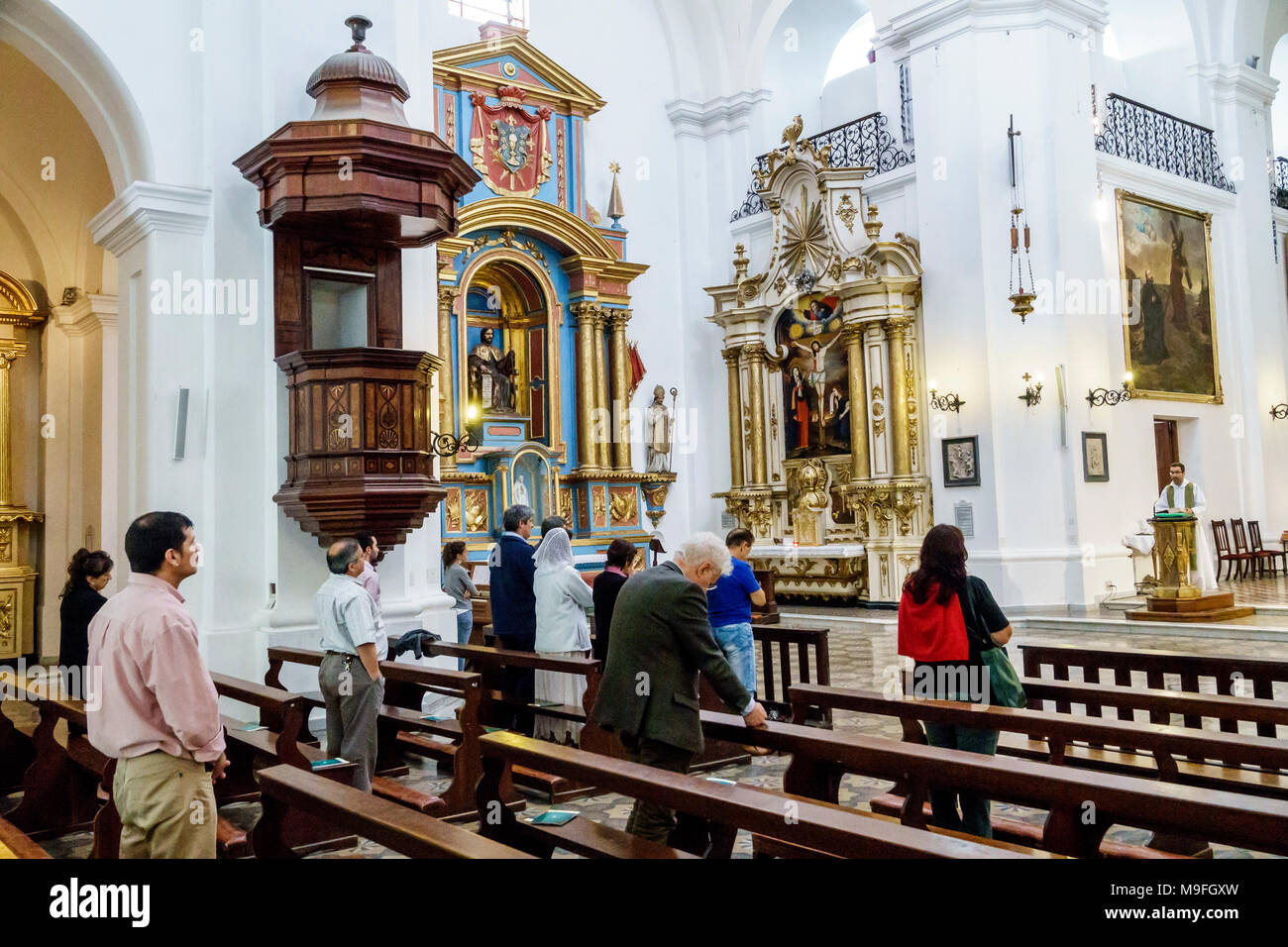 Parroquia san ignacio de loyola hi-res stock photography and images - Alamy