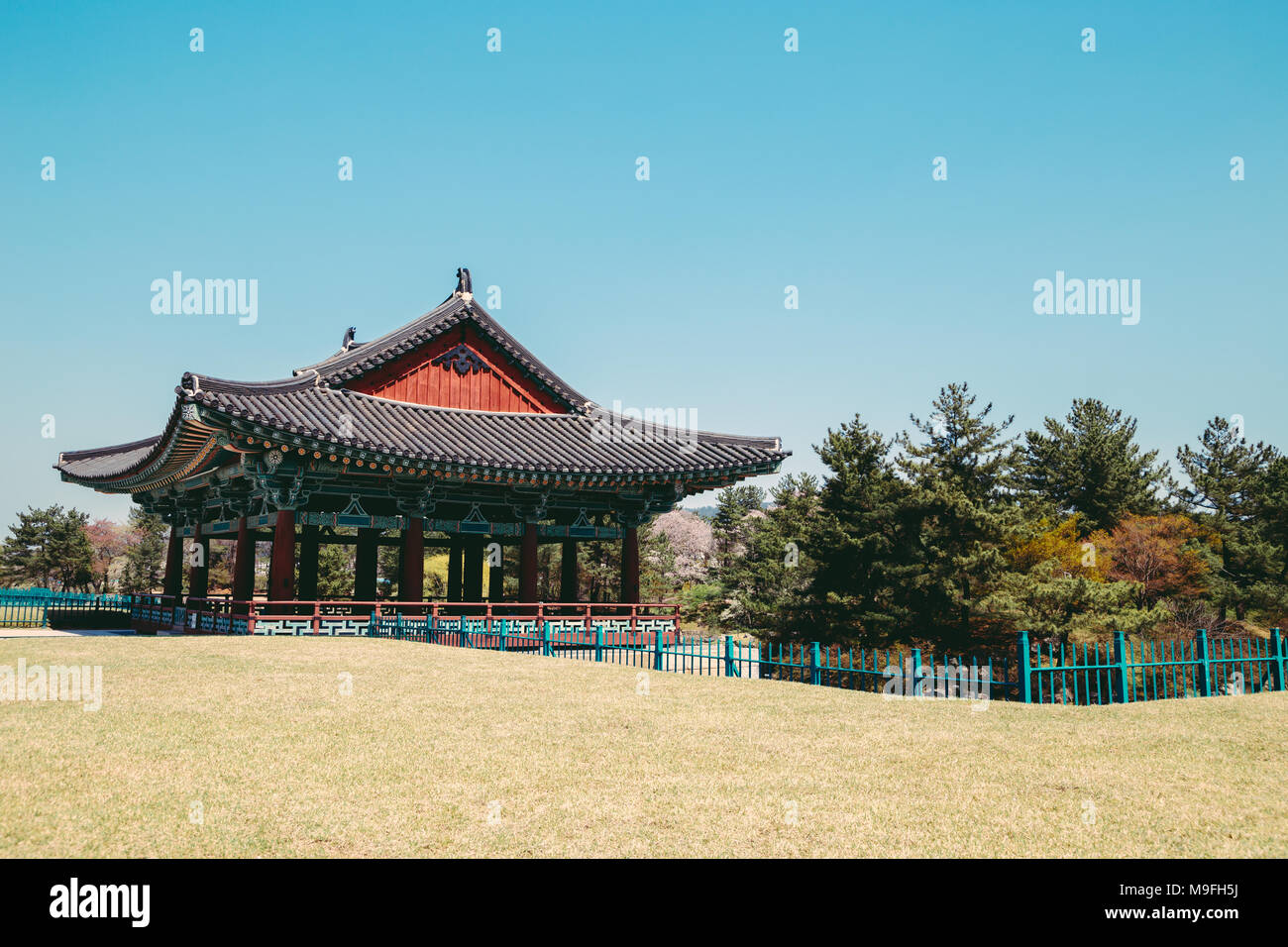 Korean heritage site Anapji Pond at Gyeongju, Korea Stock Photo - Alamy