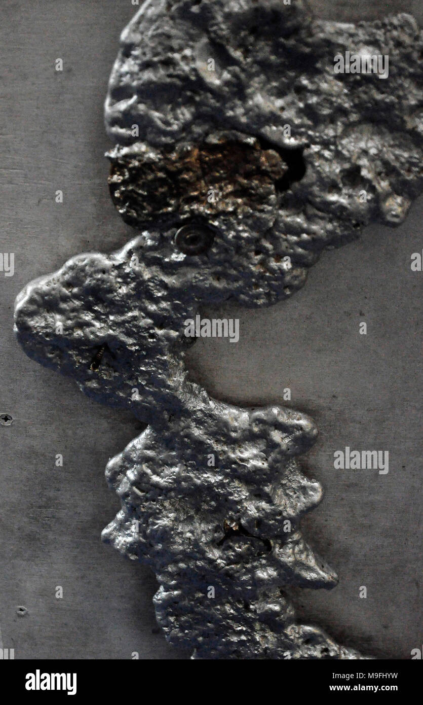 Molten metal aluminium hi-res stock photography and images - Alamy