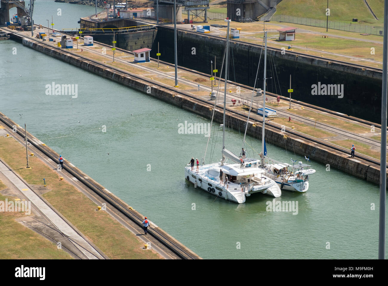 Boats trip panama canal hi-res stock photography and images - Alamy