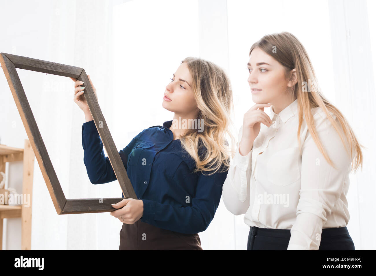 Fashion frame hi-res stock photography and images - Alamy