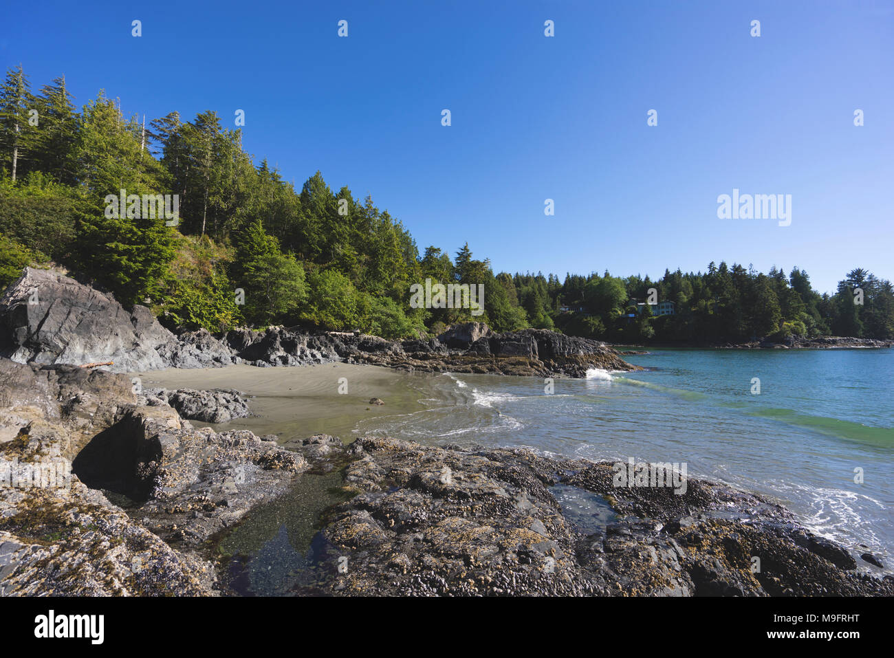 Random island hi-res stock photography and images - Alamy