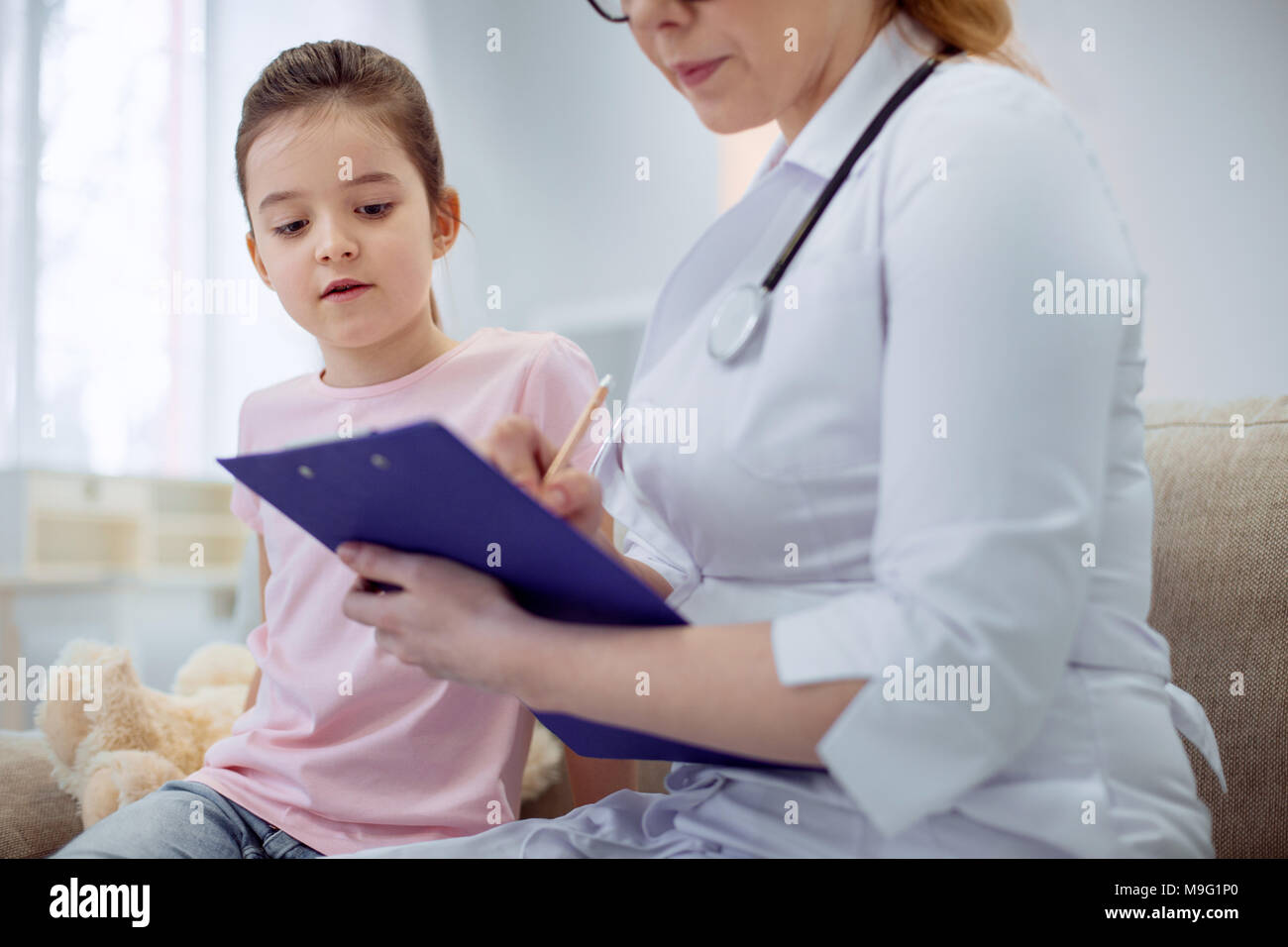 Earnest conversation hi-res stock photography and images - Alamy