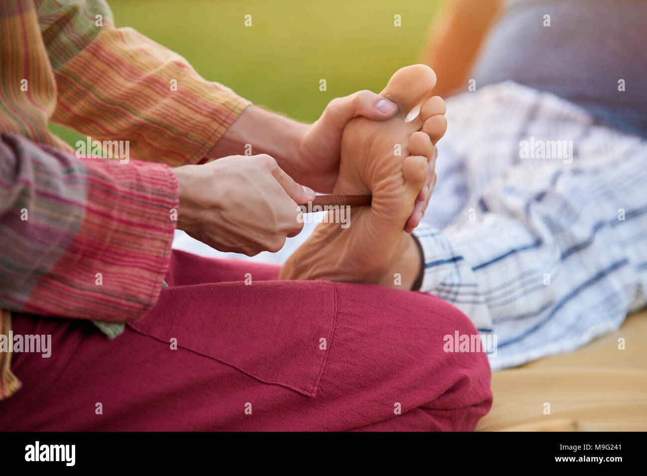 Leg thai hi-res stock photography and images - Alamy