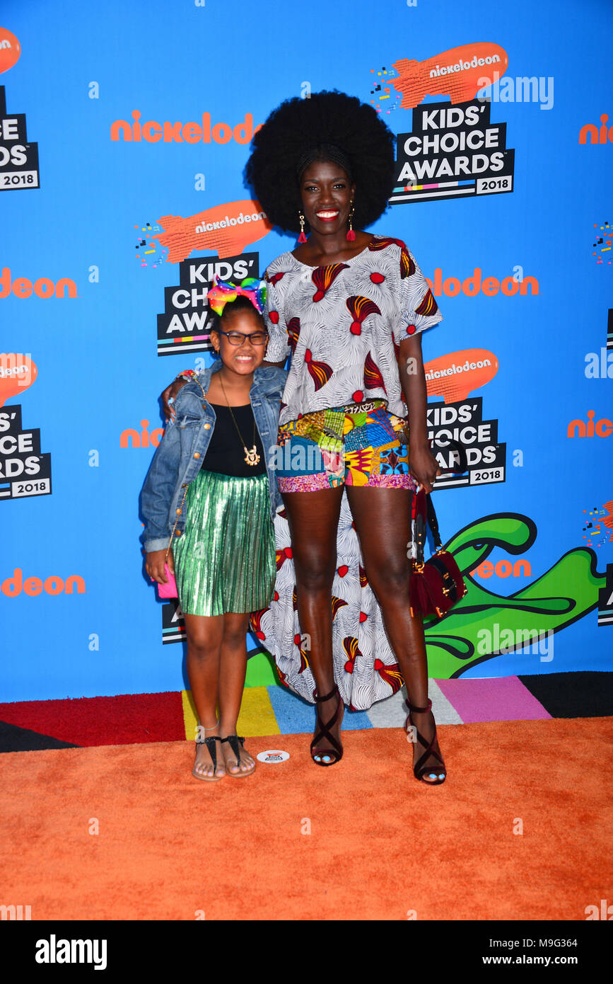 Lael st john attends nickelodeons 2018 kids hi-res stock photography ...