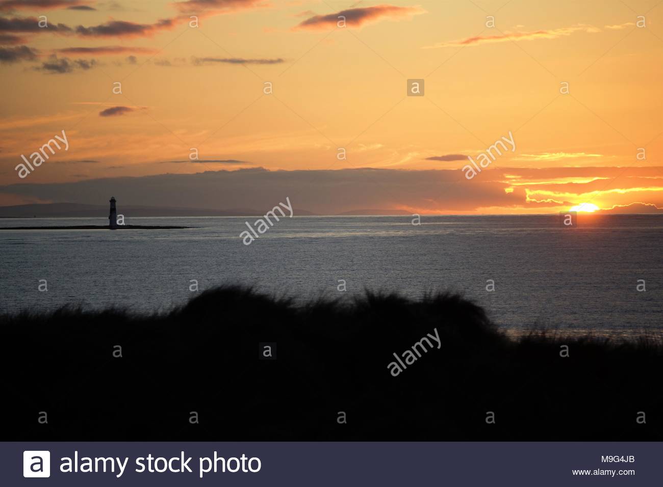 Lighthouse in sligo hi-res stock photography and images - Alamy