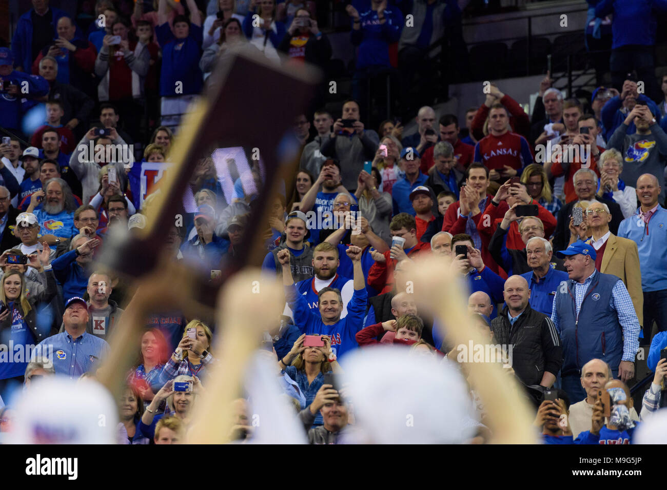 Duke blue devils team trophy hi-res stock photography and images - Alamy