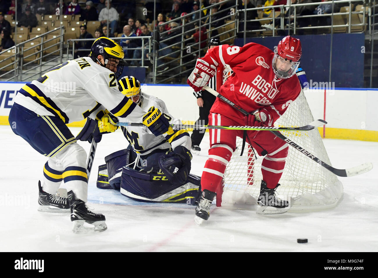 Dcu 9 hi-res stock photography and images - Alamy