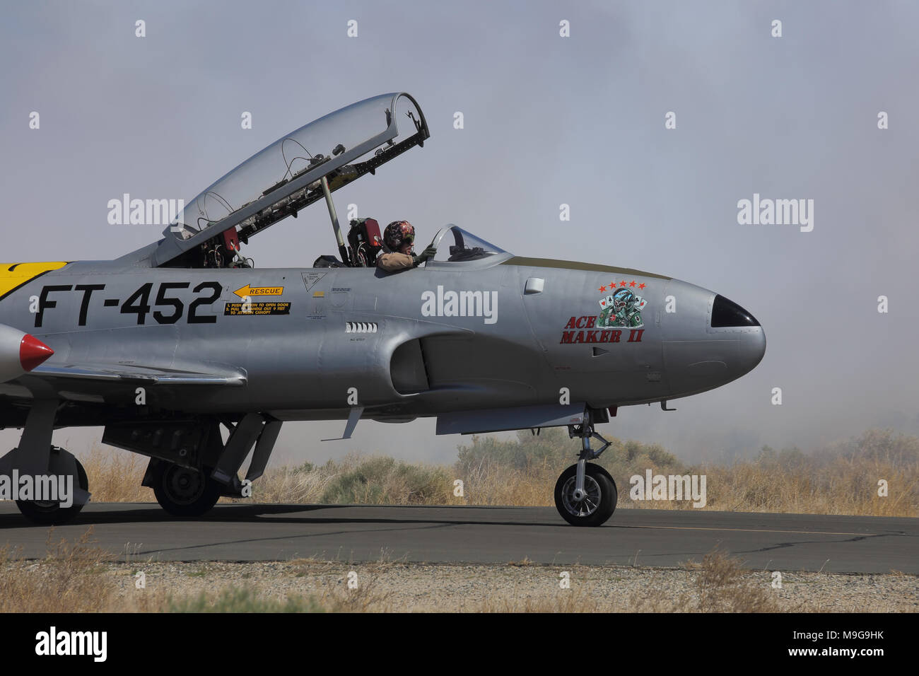 Lancaster, USA. 25th Mar, 2018. Pilot Gregory “Wired” Colyer taxis a T ...