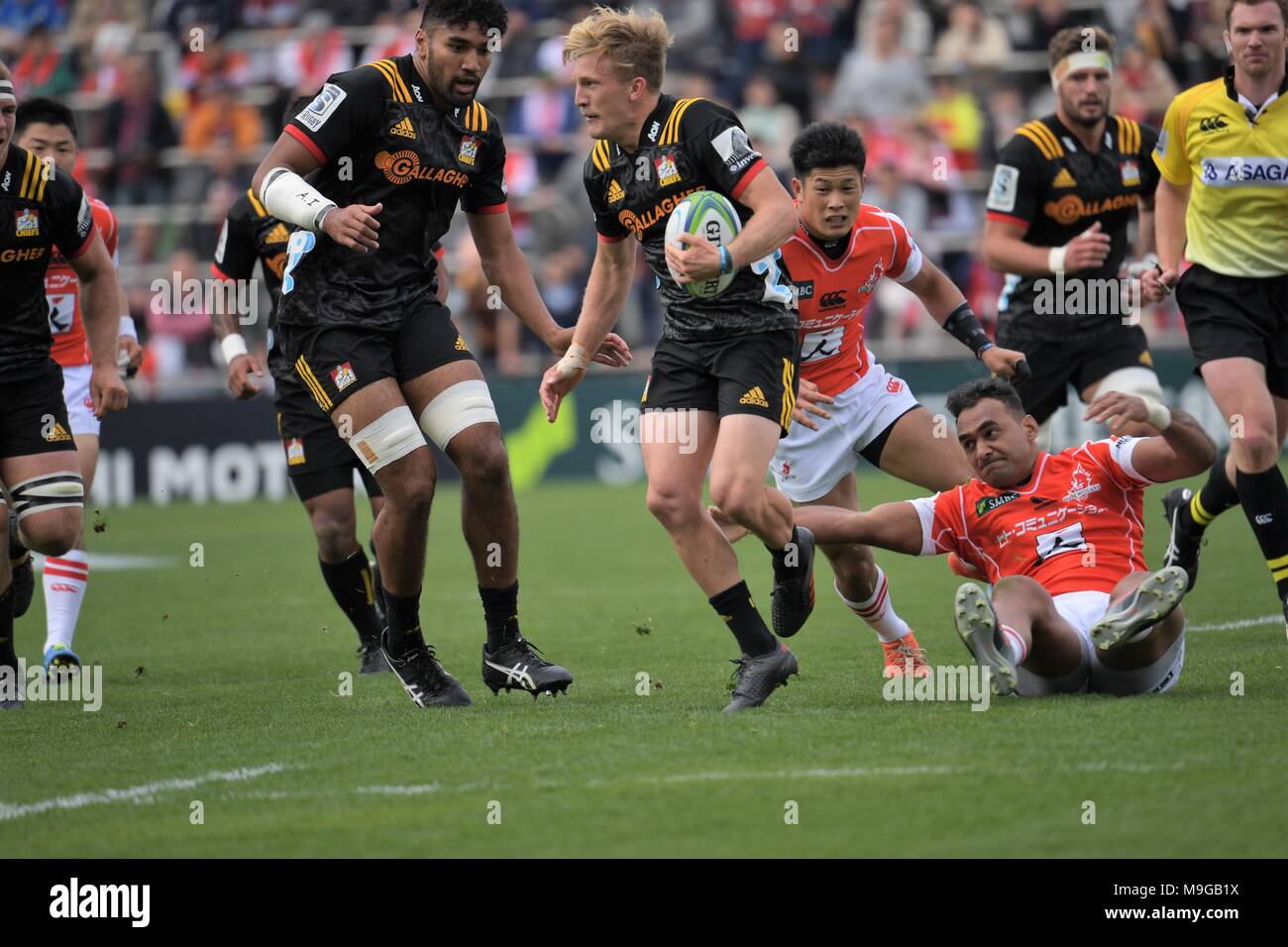 Damian mckenzie chiefs hi-res stock photography and images - Alamy